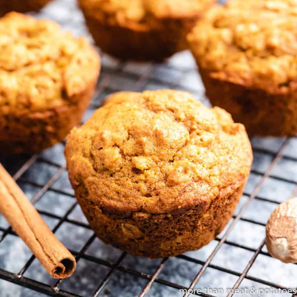 Easy Pumpkin Oatmeal Muffins Recipe