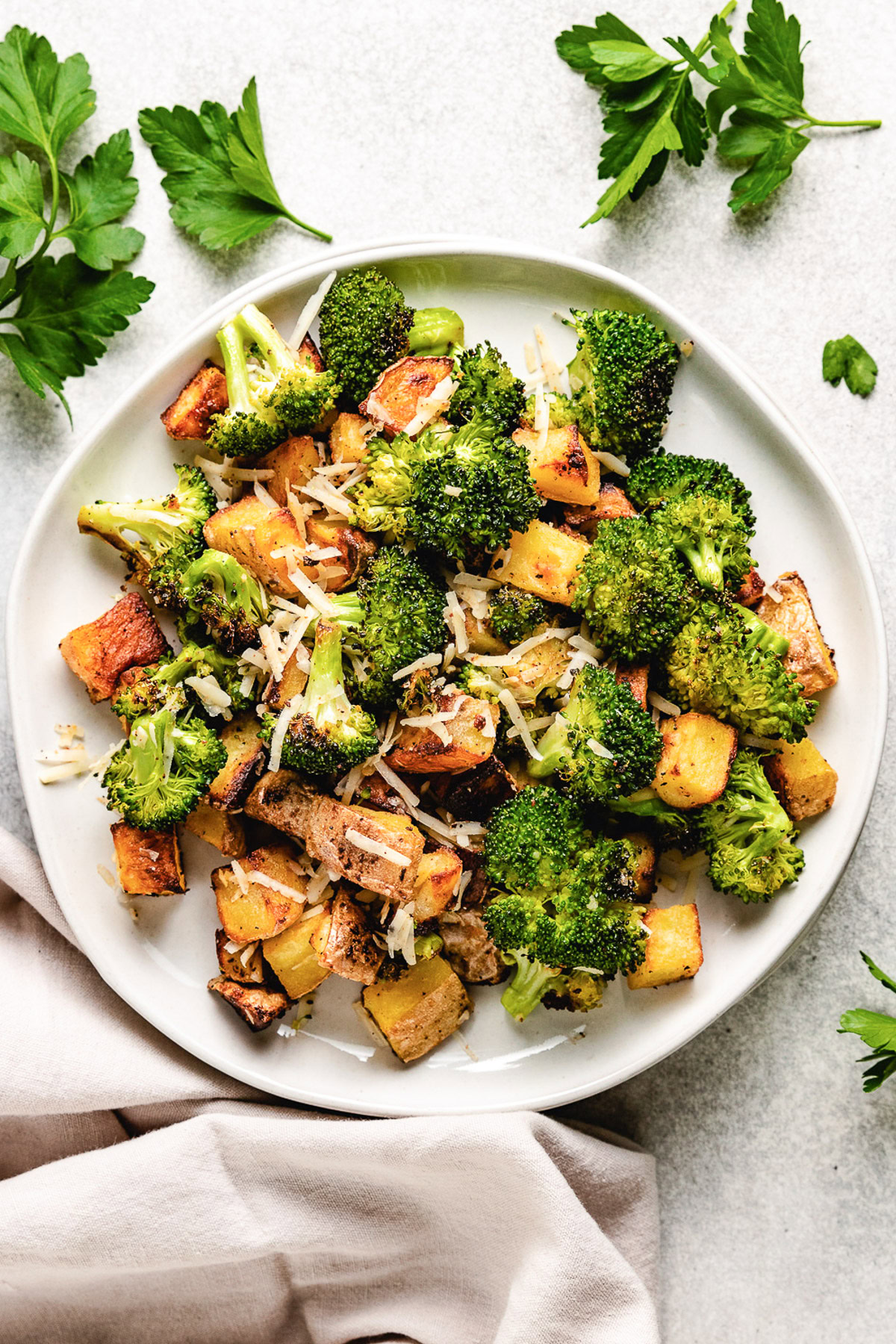 Roasted Potatoes And Broccoli Recipe (One-Pan Side Dish)